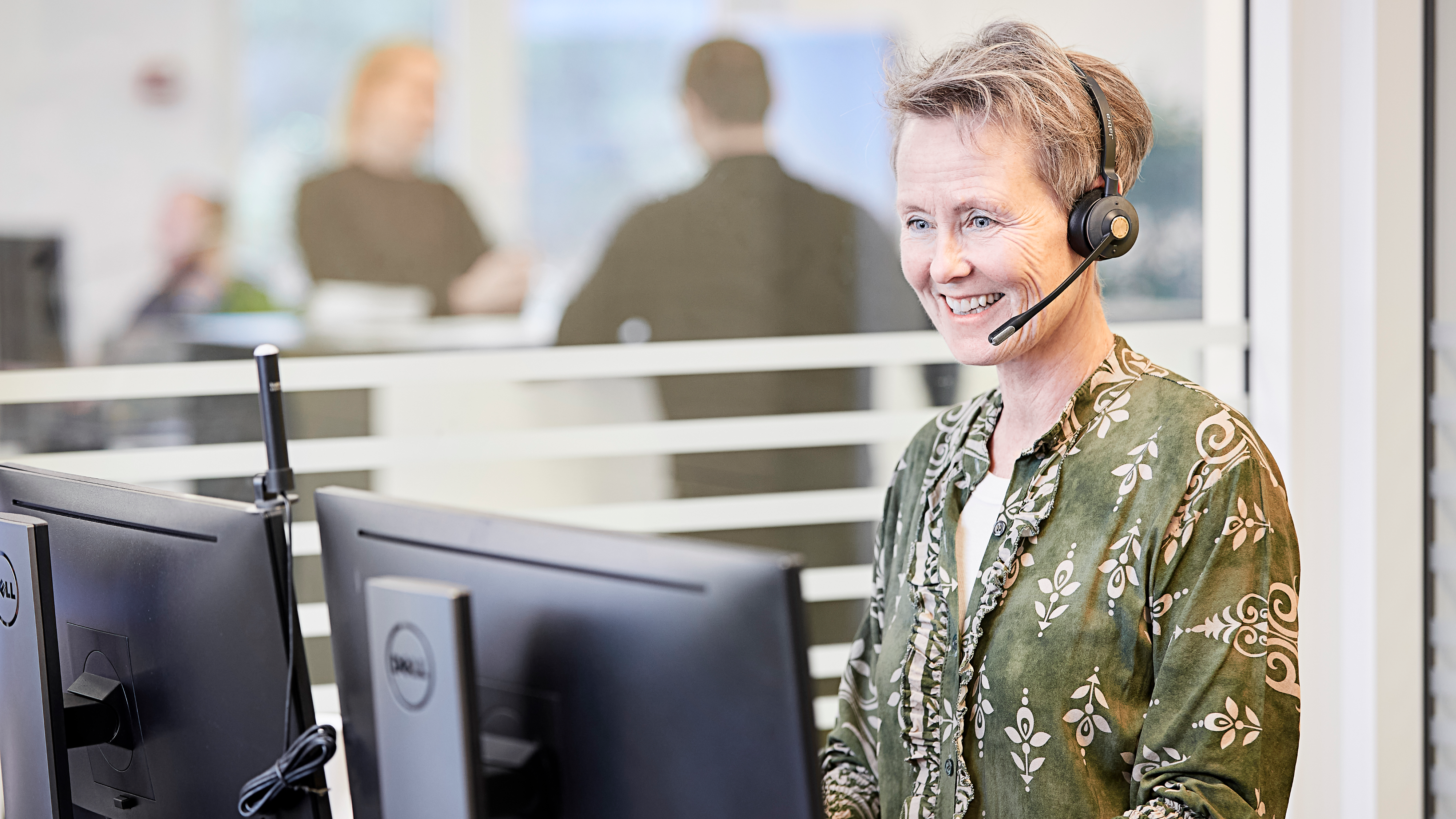 Få en ladeboks til din elbil fra AURA - altid inkl. professionel ...